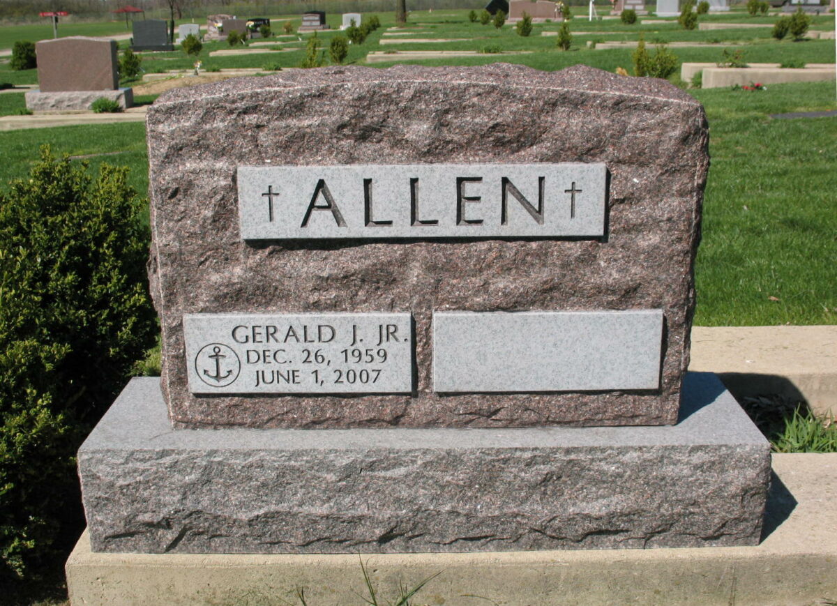 Memorials & Monuments - Calvary Cemetery