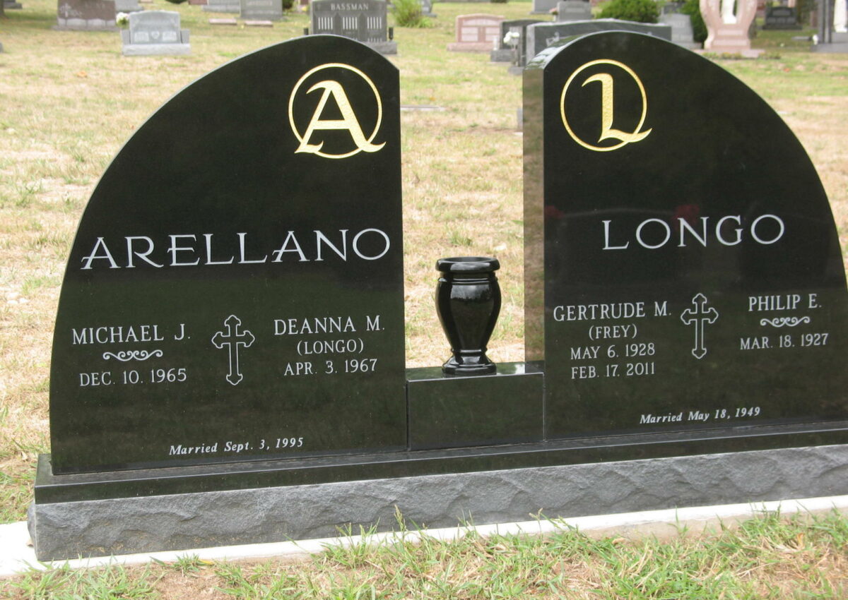 Memorials & Monuments - Calvary Cemetery